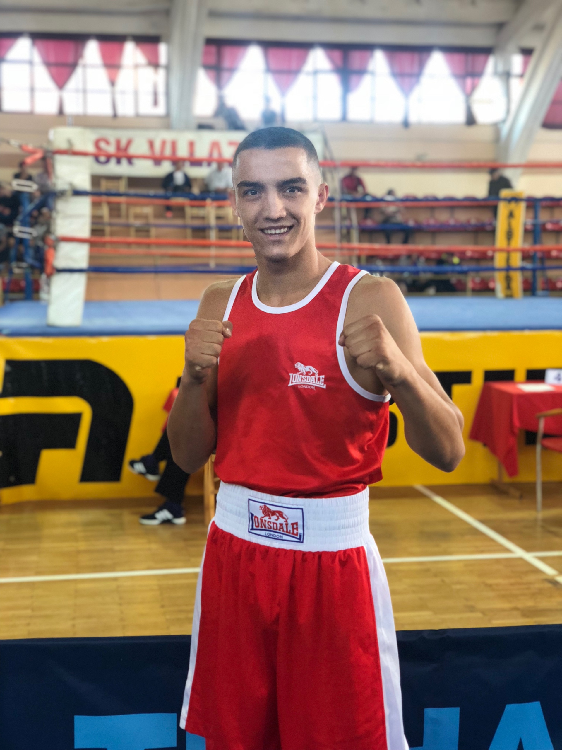 KAMPIONATI KOMBETAR I BOKSIT. 2 TE ARTA DHE 2 ARGJENDI PER BOKSIERET E ...